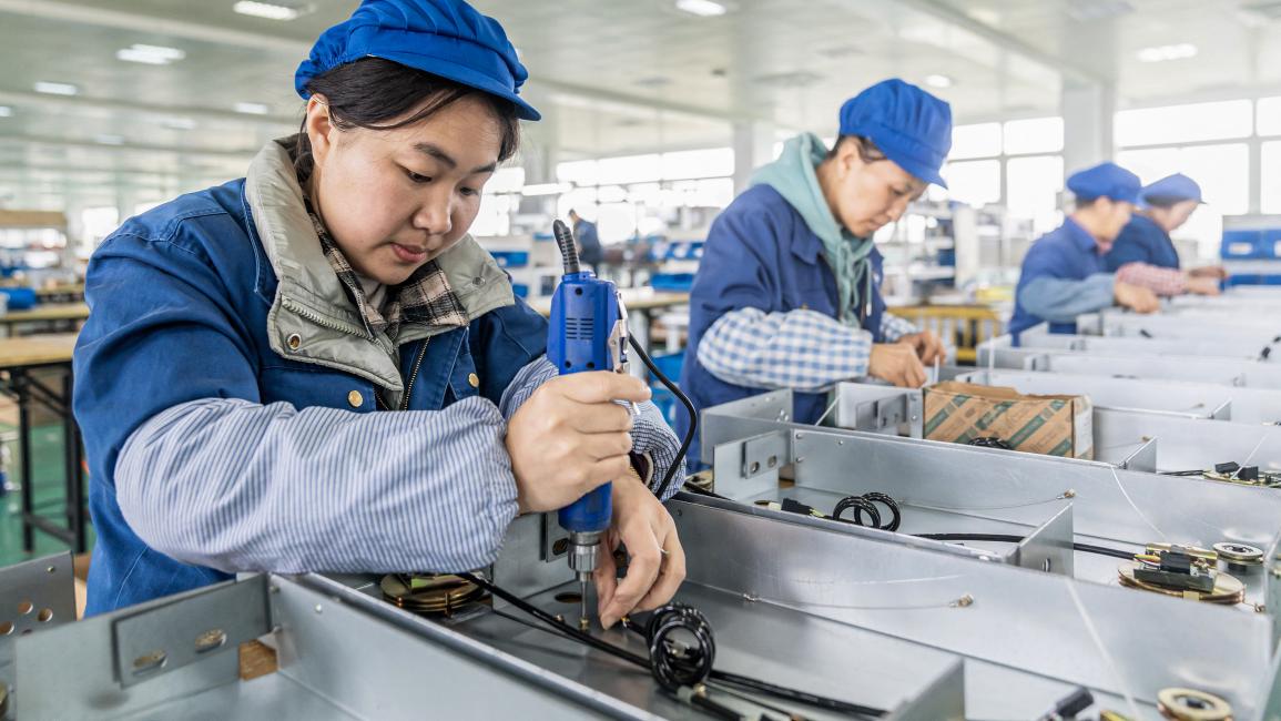 Política de emprego da China gera 13 milhões de postos de trabalho ao ano – Blog do Renato